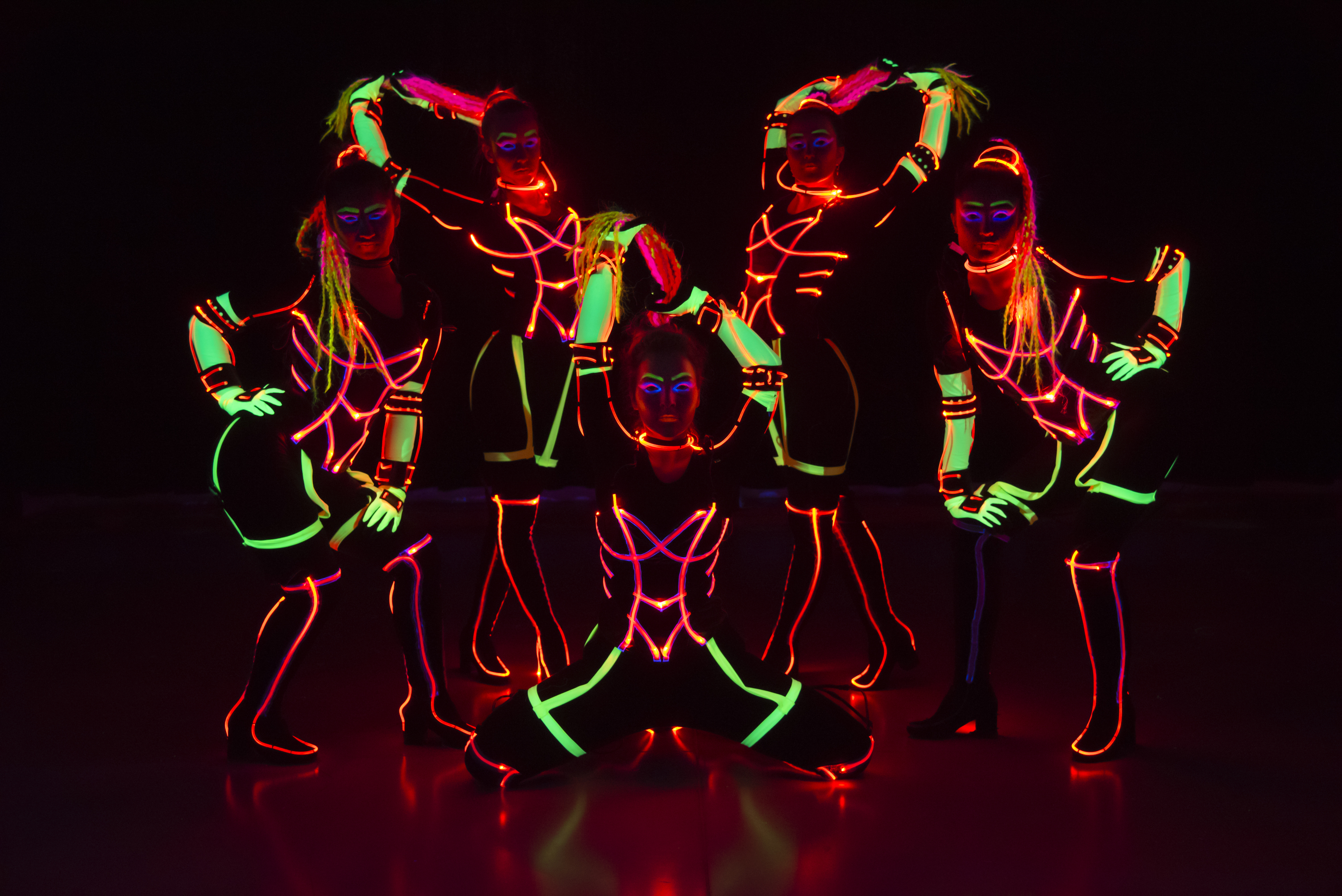 The UV Show Girls | Striking Glow Performance | Artists & More