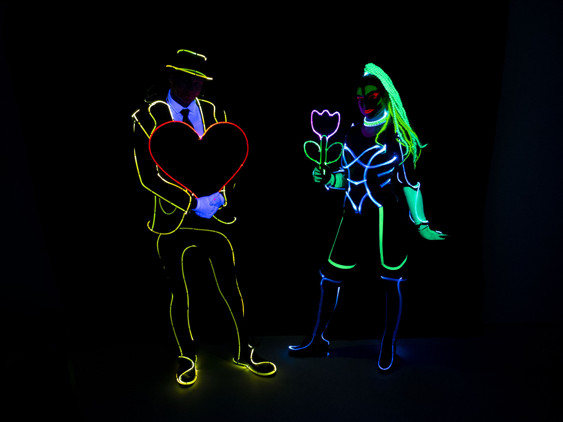Neon Couple Production | Artists & More