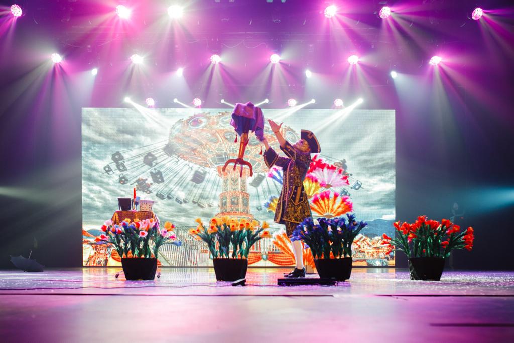 Mega Magic Illusion Show | Christmas Events | Artists & More
